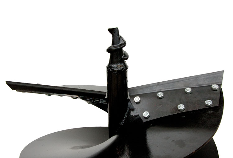 Auger 24" x 40" Plain Cutting Edge w/ 2-9/16" Round | Danuser