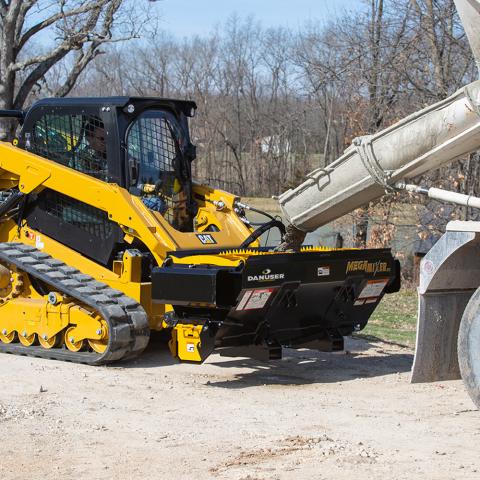 Mega Mixer Material Handling Bucket | Danuser