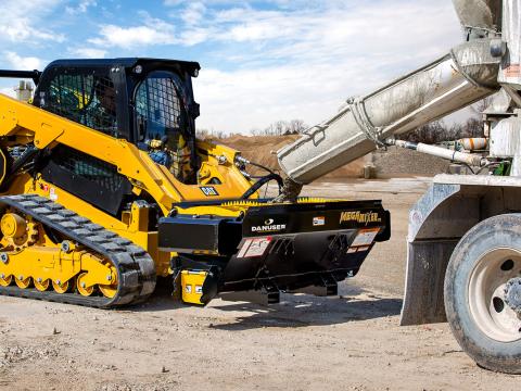 Mega Mixer Material Handling Bucket | Danuser